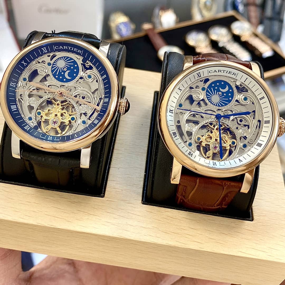 Yupoo Cartier SANTOS series watch man 42mm