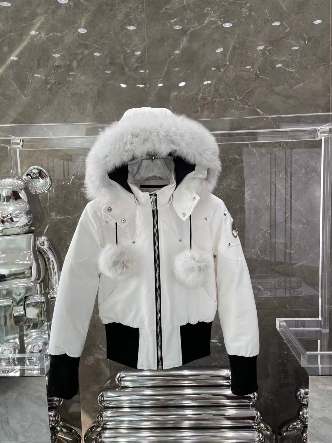 Yupoo Moose Knuckles Down Woman Coats Moose Knuckle size：xS-XL